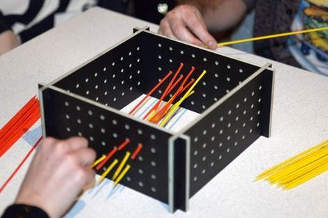 Four Score | Board Game | BoardGameGeek