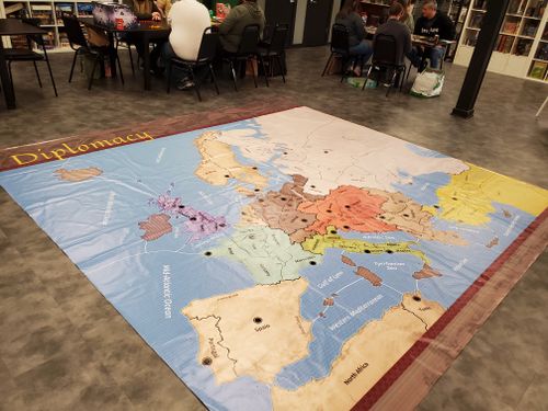 Giant Diplomacy on a 12' (3.6m) x 12' (3.6m) map | Diplomacy